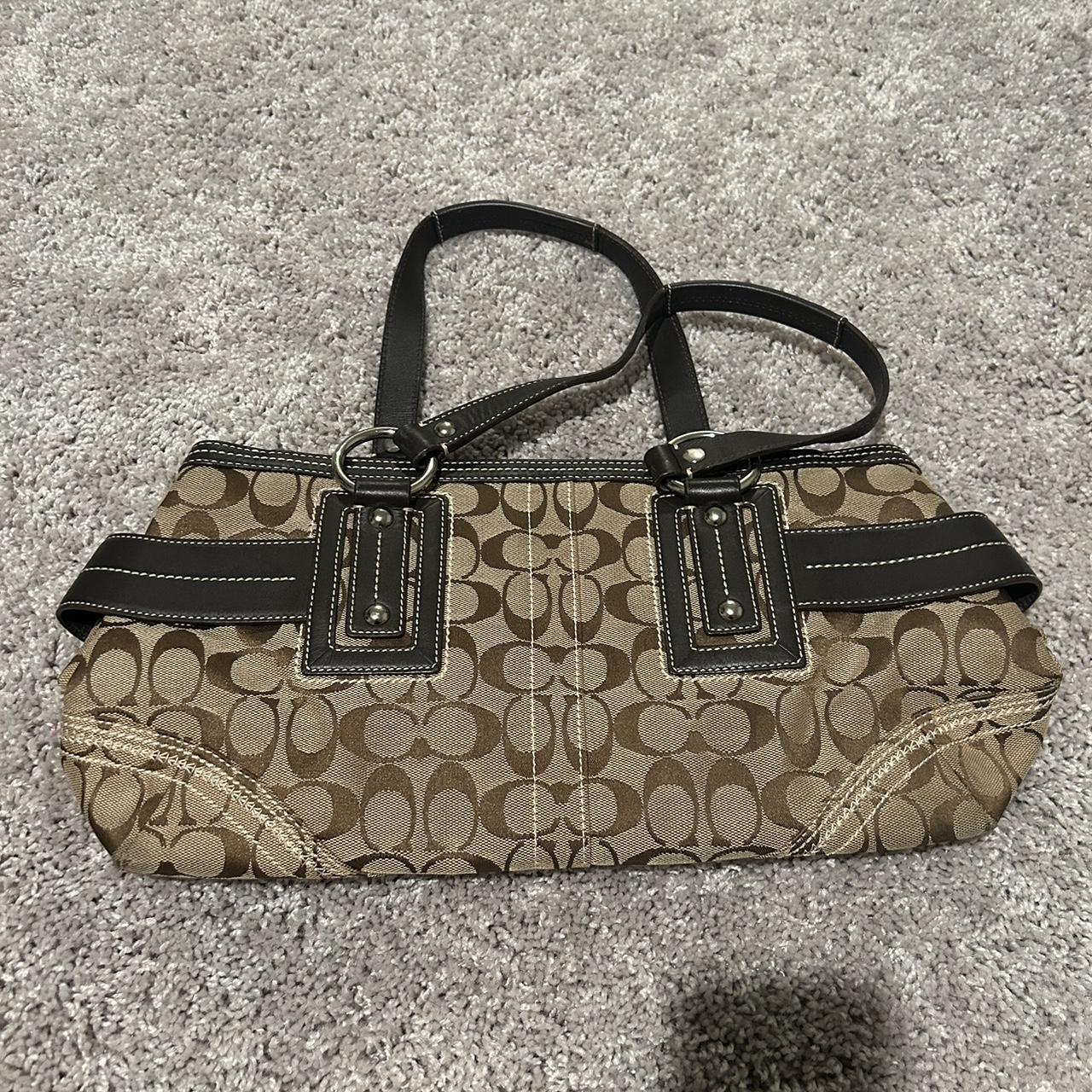 Cool coach purse, idk too much about purses tbh but... - Depop