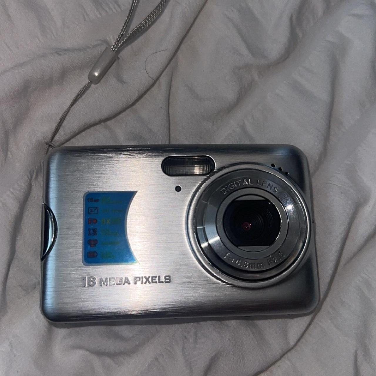 Small grey digital camera - Depop