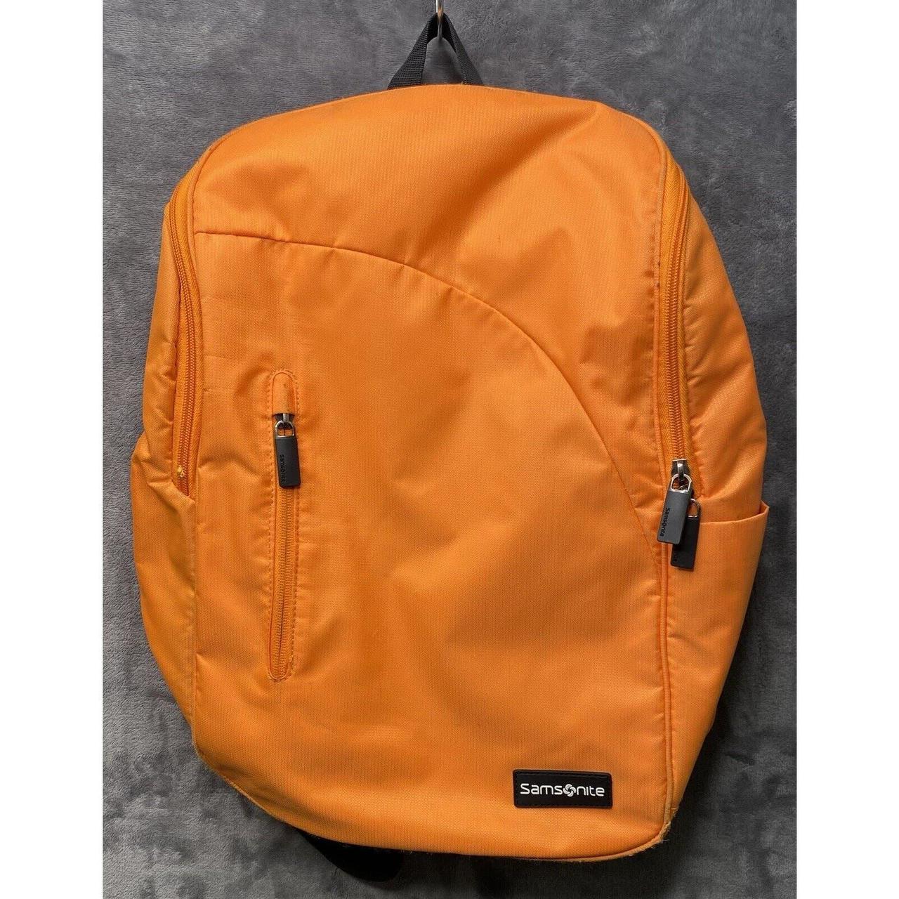 This Samsonite backpack is the perfect travel... - Depop