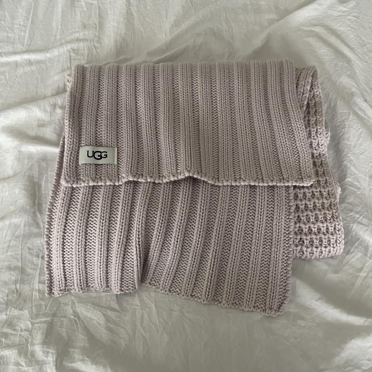 Ugg scarf like new Super thick and warm Mauve color - Depop