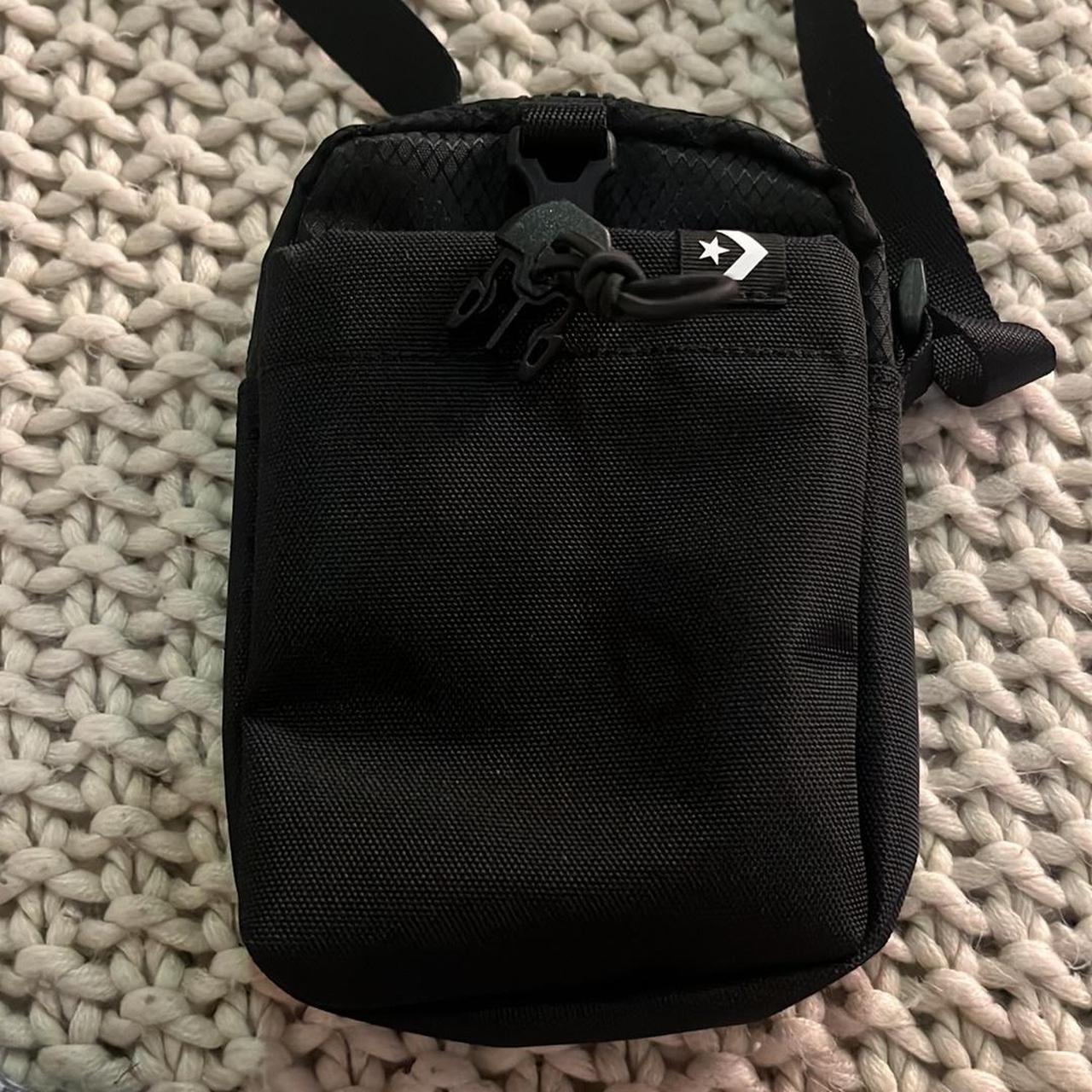 Converse cross body bag - Depop