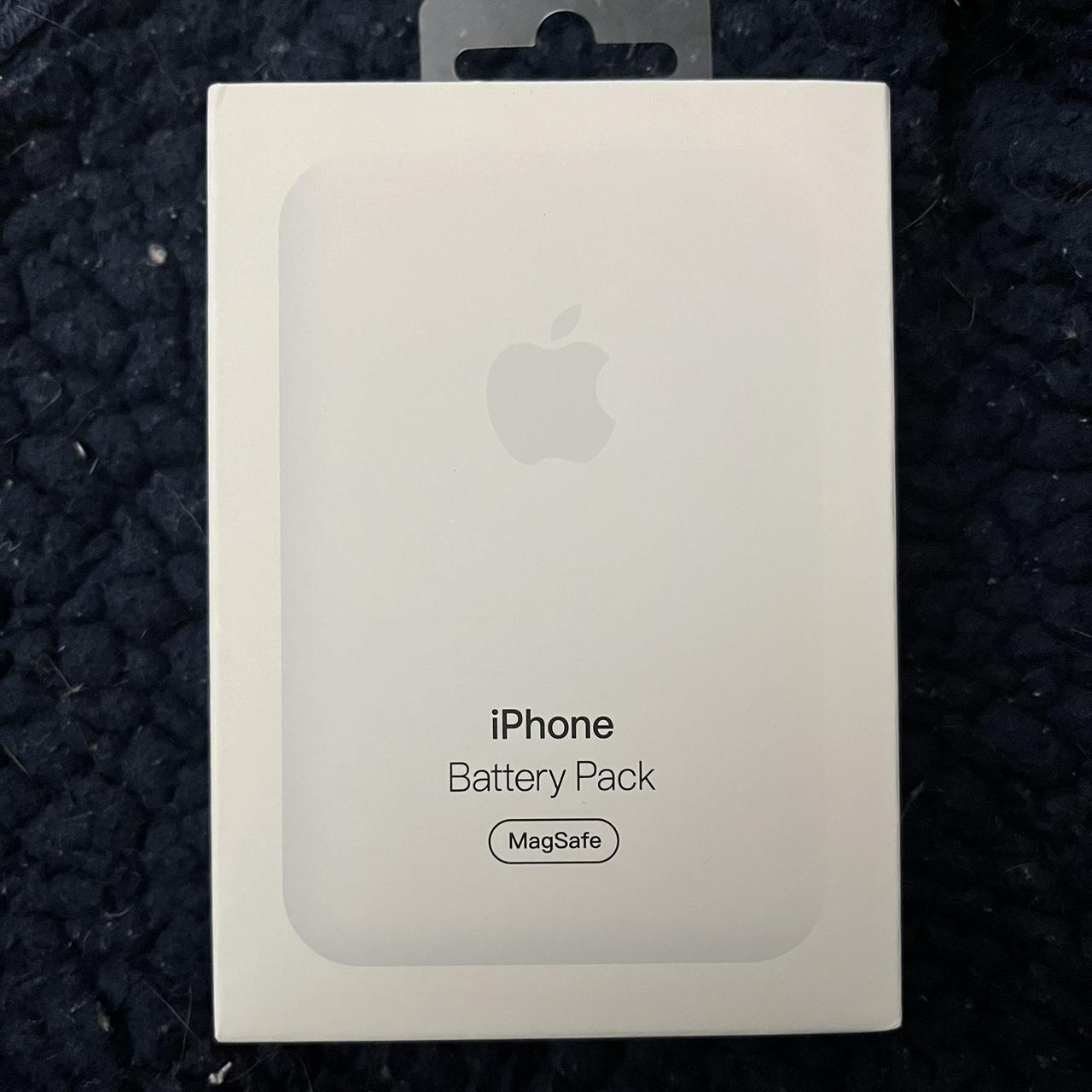 MagSafe iPhone battery pack. Has been opened - Depop