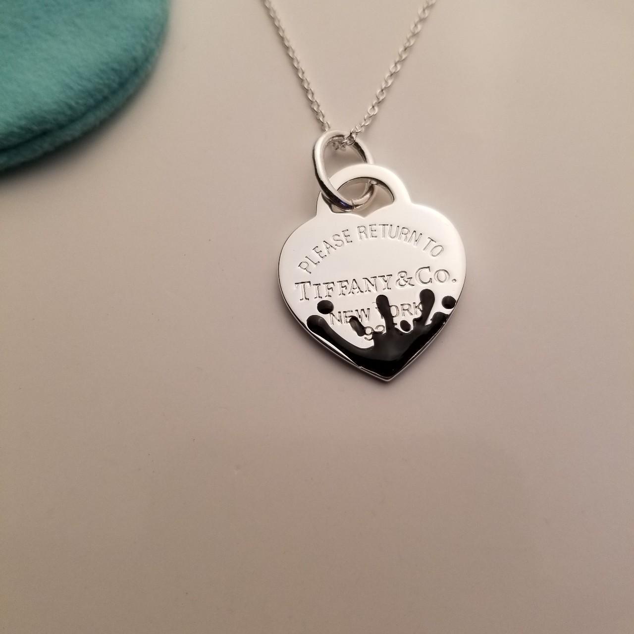 Tiffany black splash necklace 18" long in great... - Depop