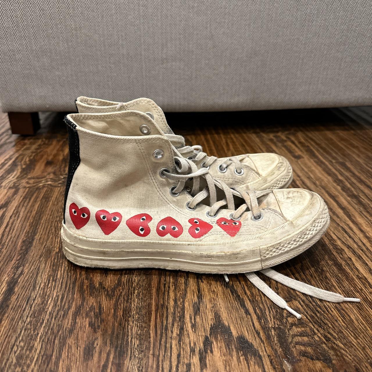 comme des garçon converse - very worn - Depop