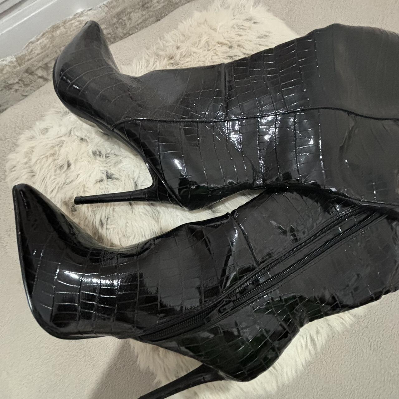Jet black knee high heels - Depop
