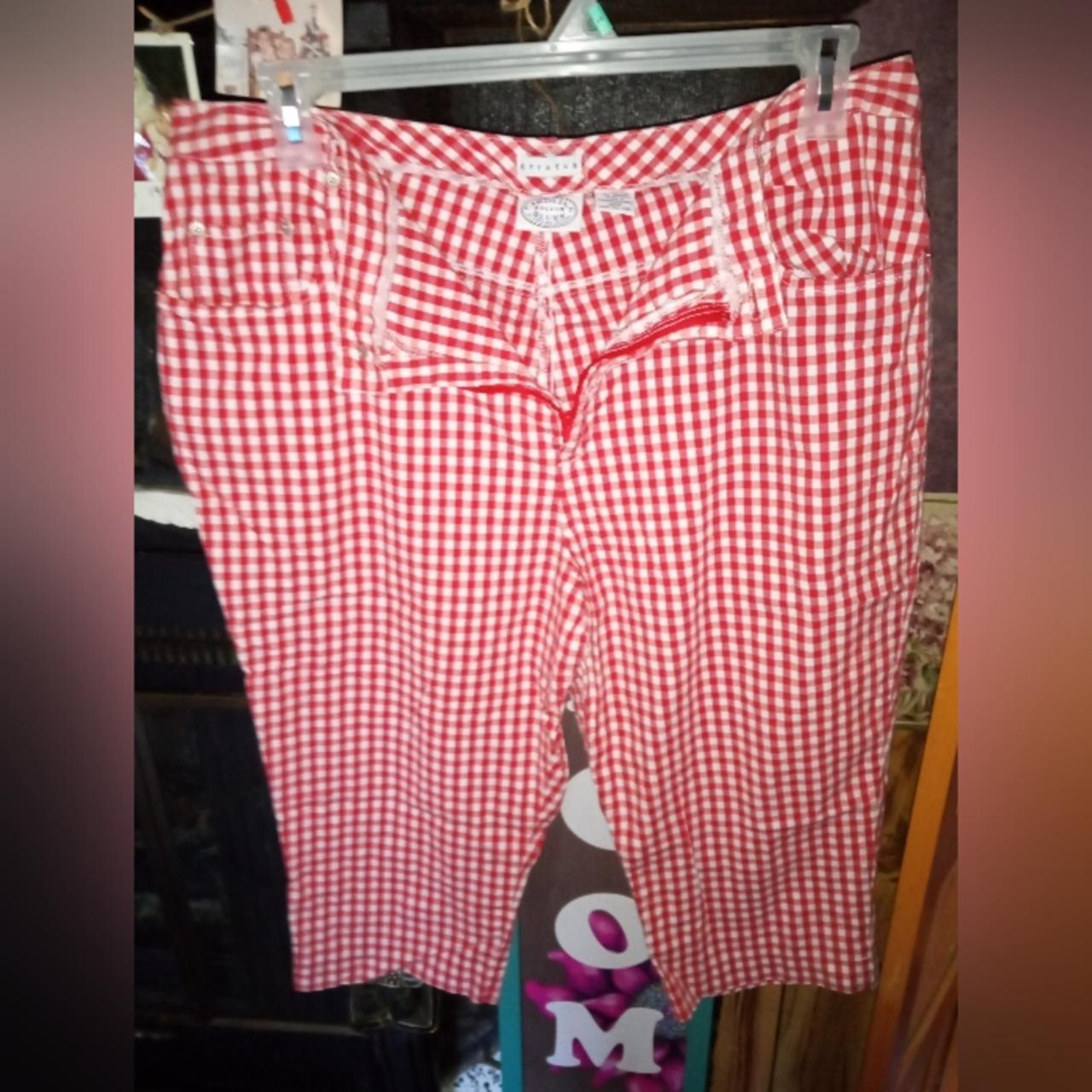 Ladies 20 w capris ladies Carolina blues capris in... - Depop