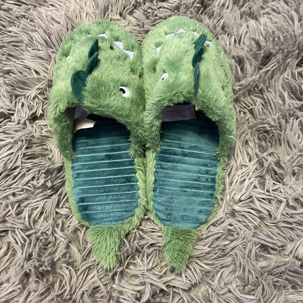 cute crocodile/alligator slipper slides y2k green... - Depop
