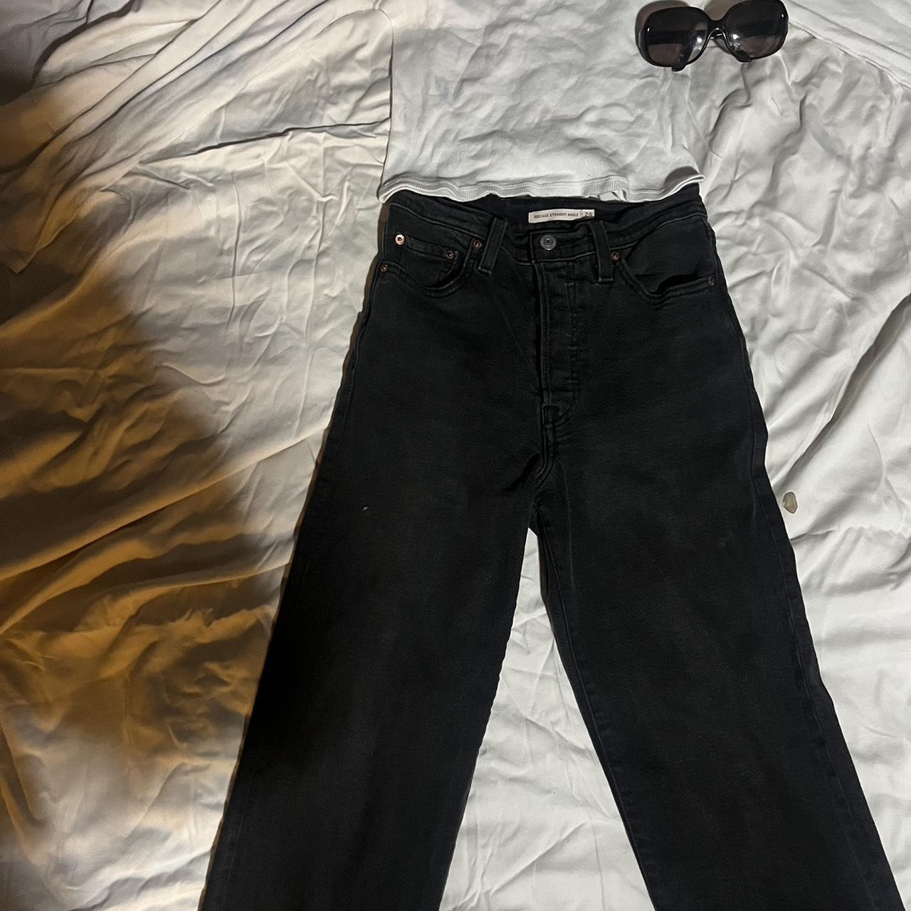 Levi’s straight leg ankle rip cage jeans | Depop