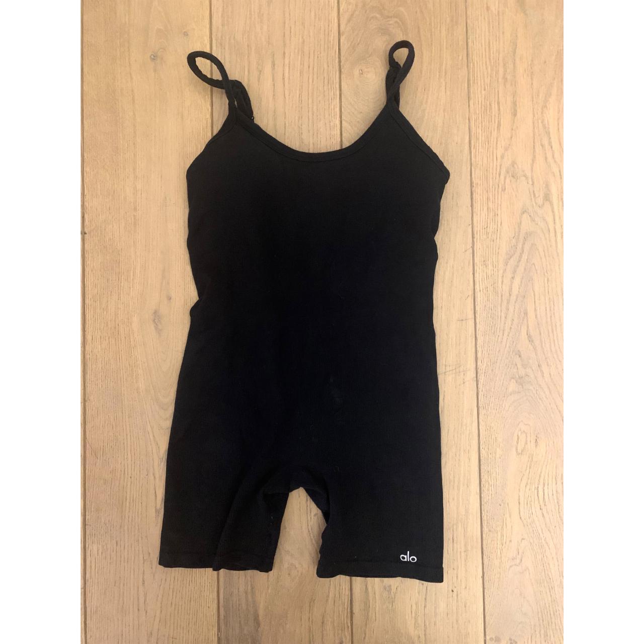 Alo Yoga bodysuit shorts, Black, size M/L - Depop