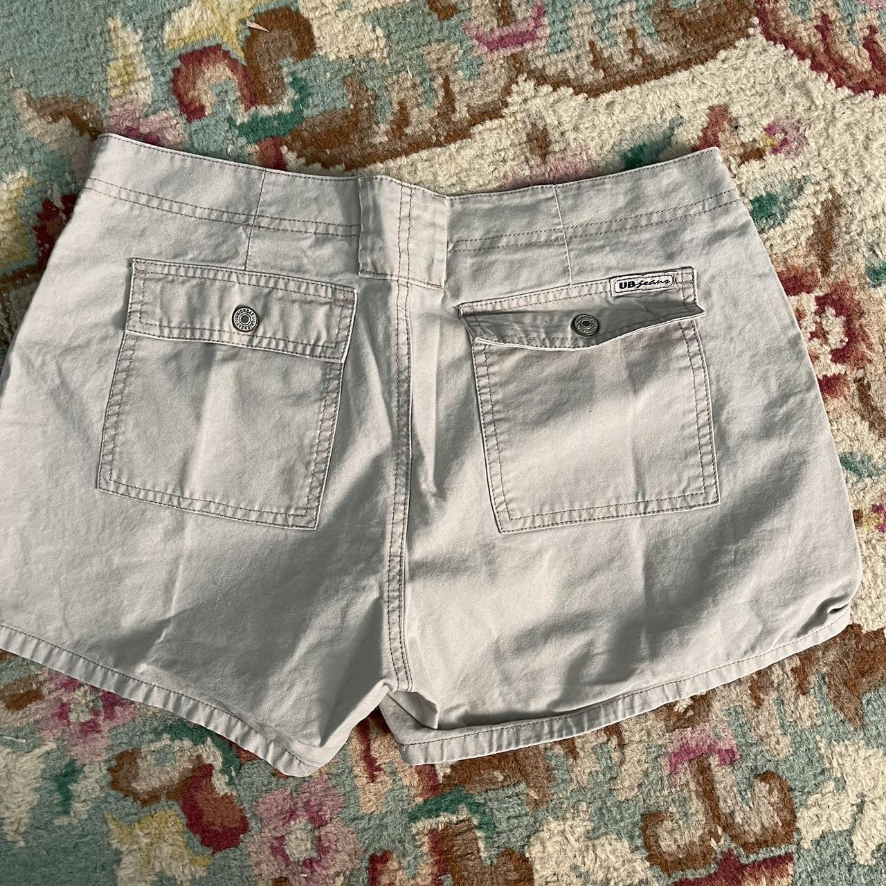 Unionbay cargo shorts. Vintage from the 90s. Nice... - Depop