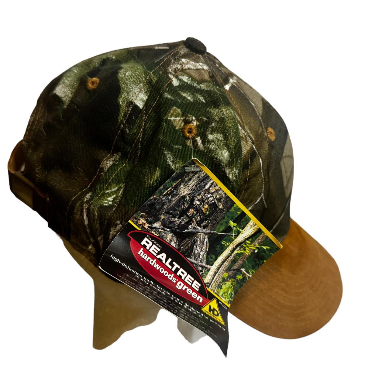 This Realtree Hardwoods Green Adjustable Hat Cap is... - Depop