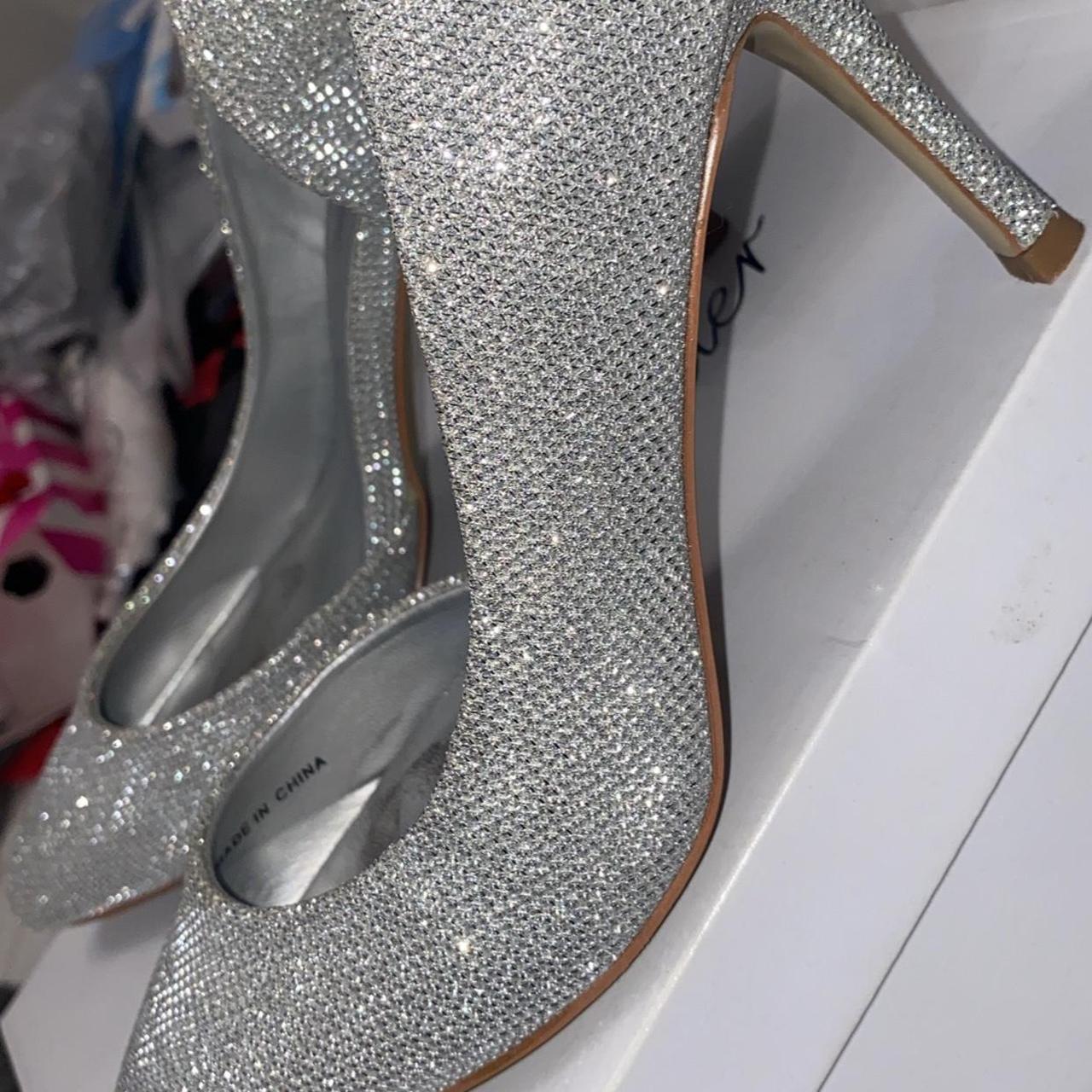 Silver glitter heels worn once great condition - Depop