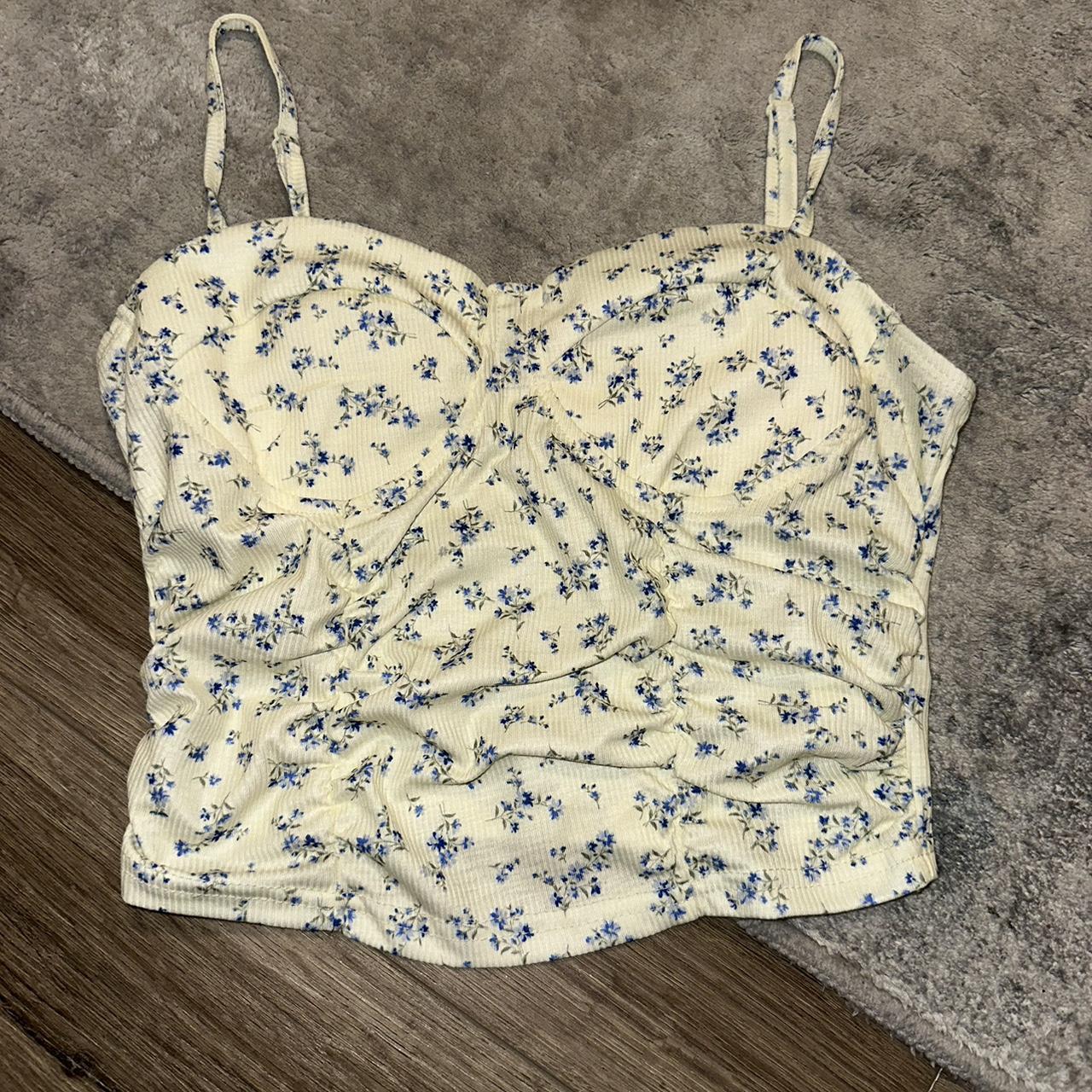 Shein flower top - Depop