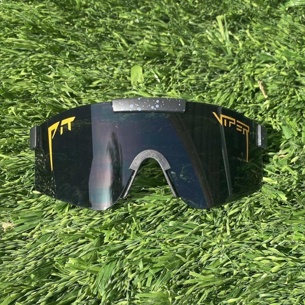 Pit Viper The ExecPolarizedSunglasses Black - Depop