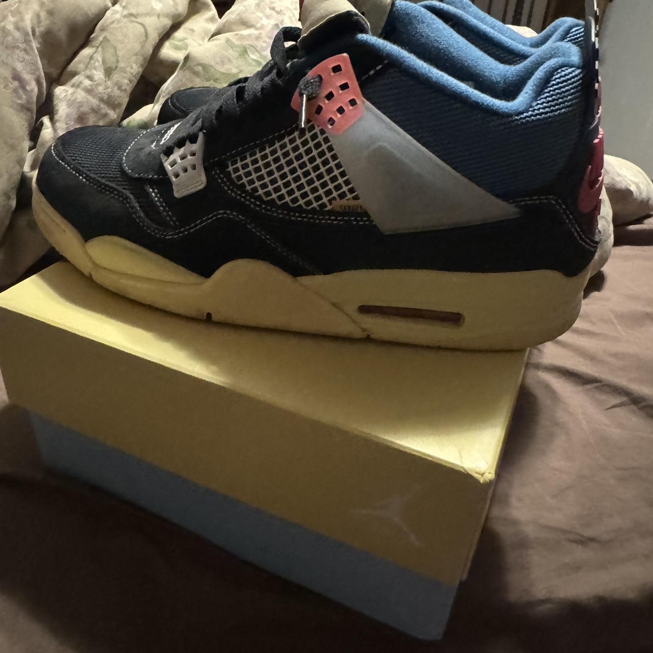 union 4s size 13 comes with all laces need gone... - Depop