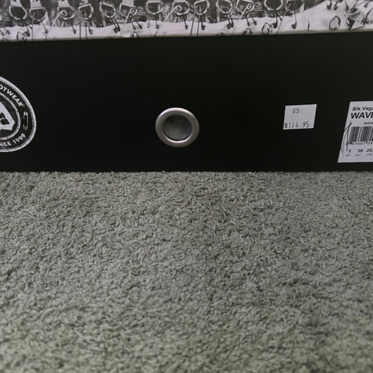 Black Demonia Wave 150 Barely worn Still in box Like... - Depop