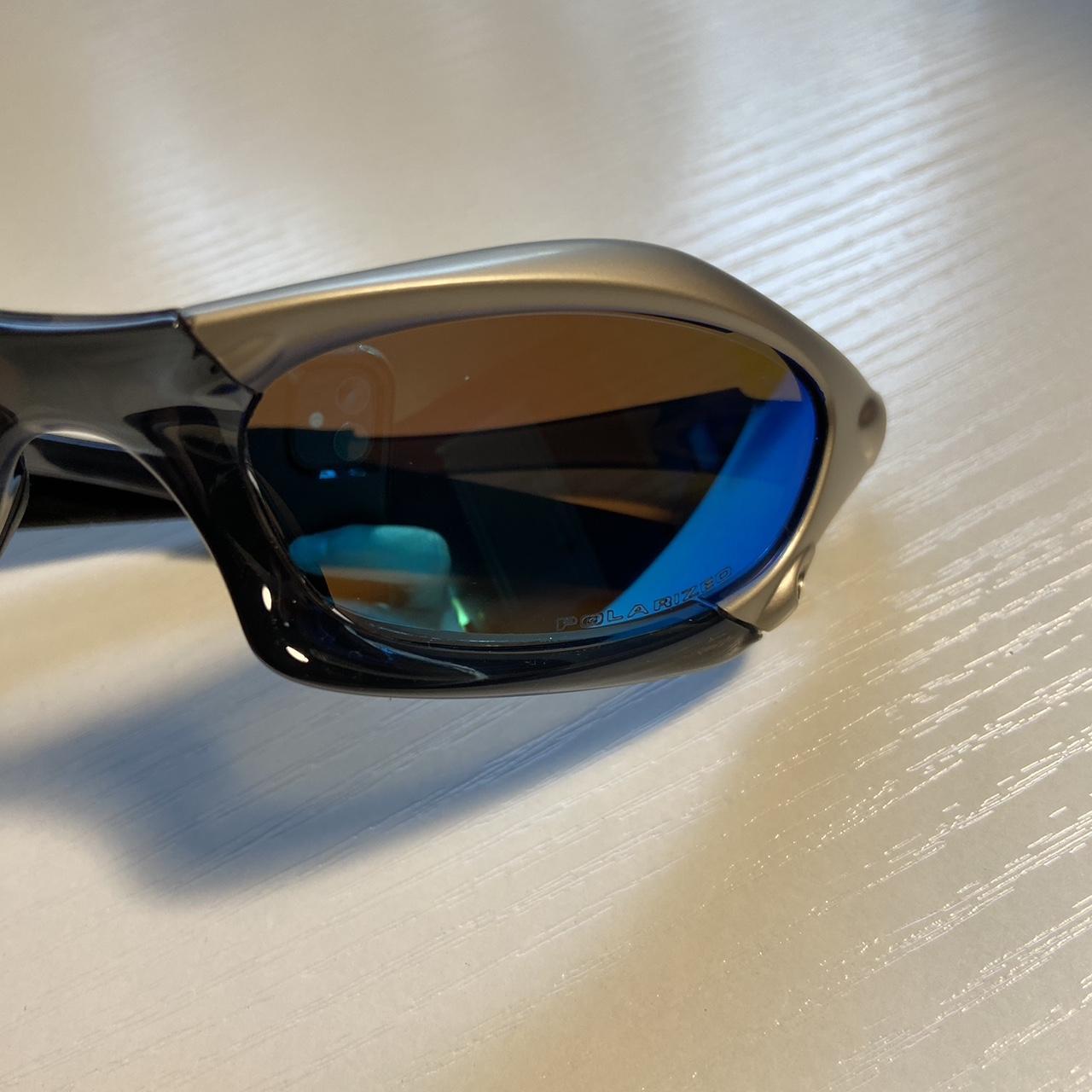 Blue Oakley Splice Glasses 9/10 condition Send offers! - Depop