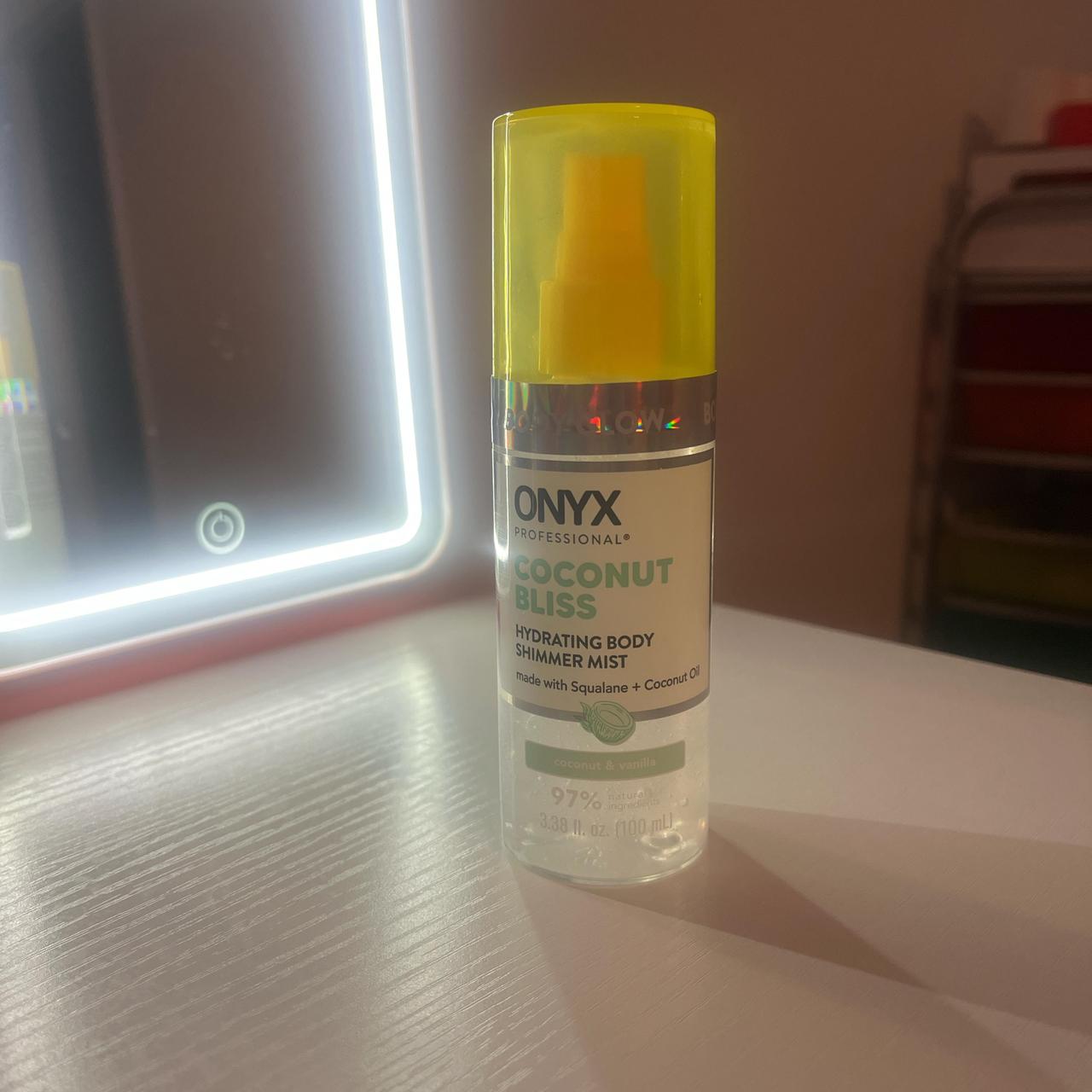 Onyx Coconut Bliss hydrating body mist # With shimmer - Depop