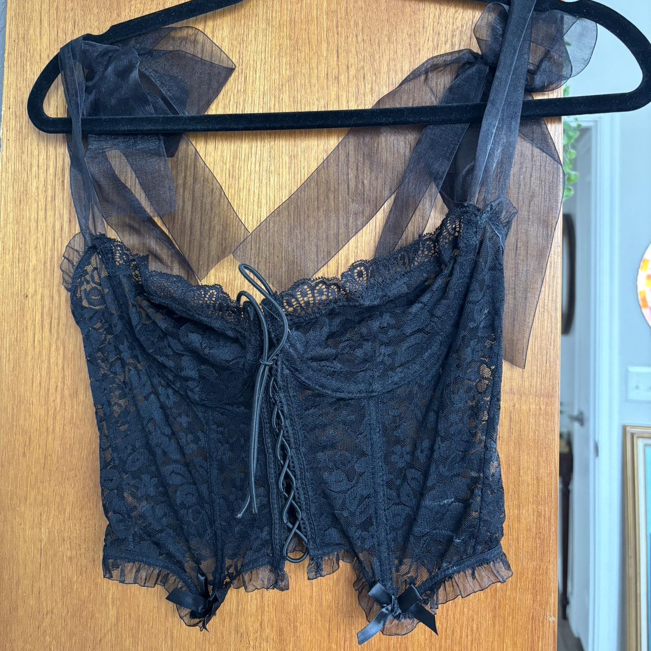 Black Lacey Corset Top Only Wore Twice Sleeves Depop