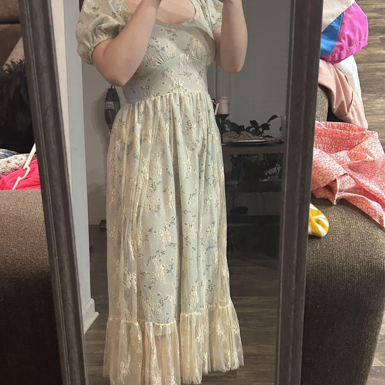 Simple cottage core pastel green and lace dress - Depop