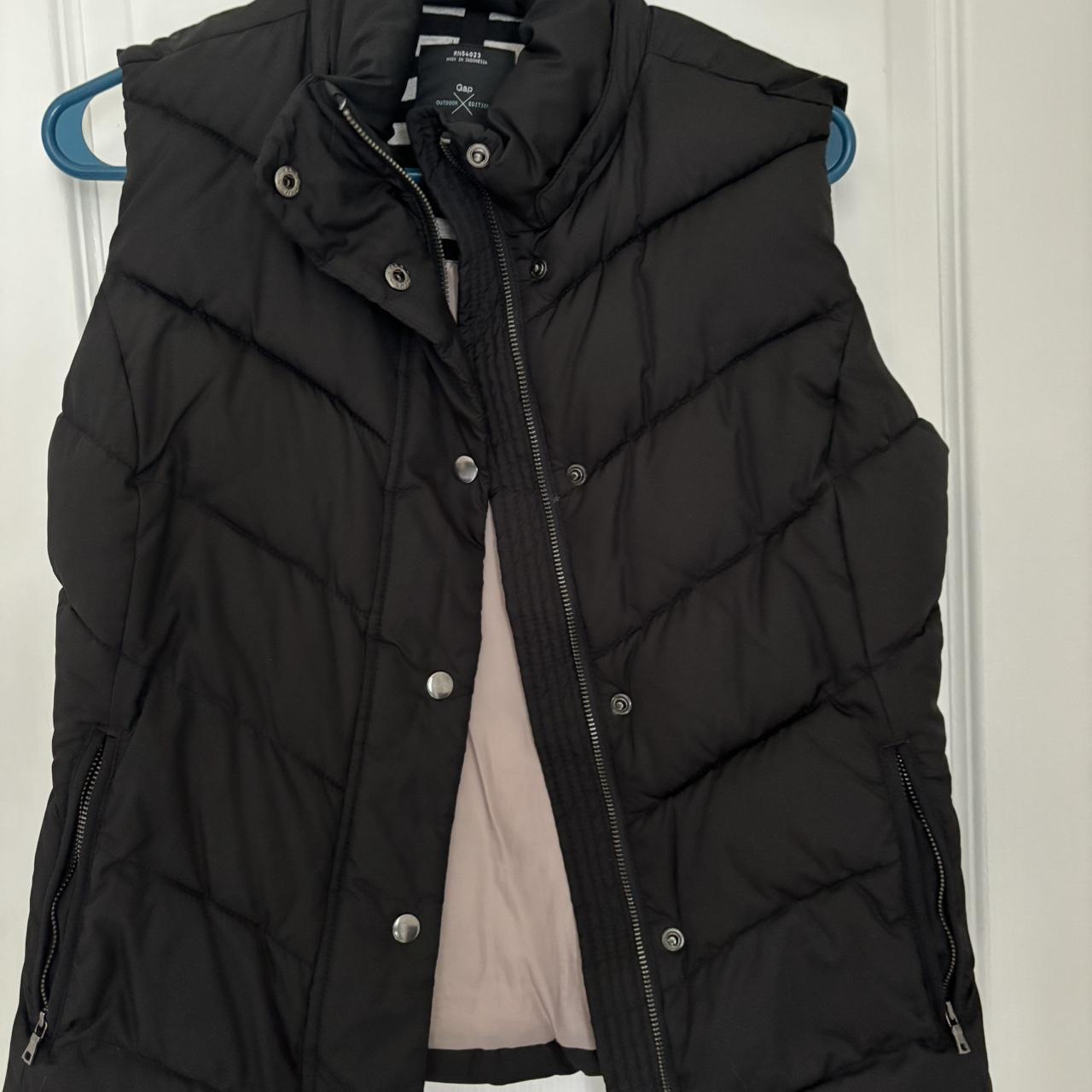 GAP Vest Size S - Depop