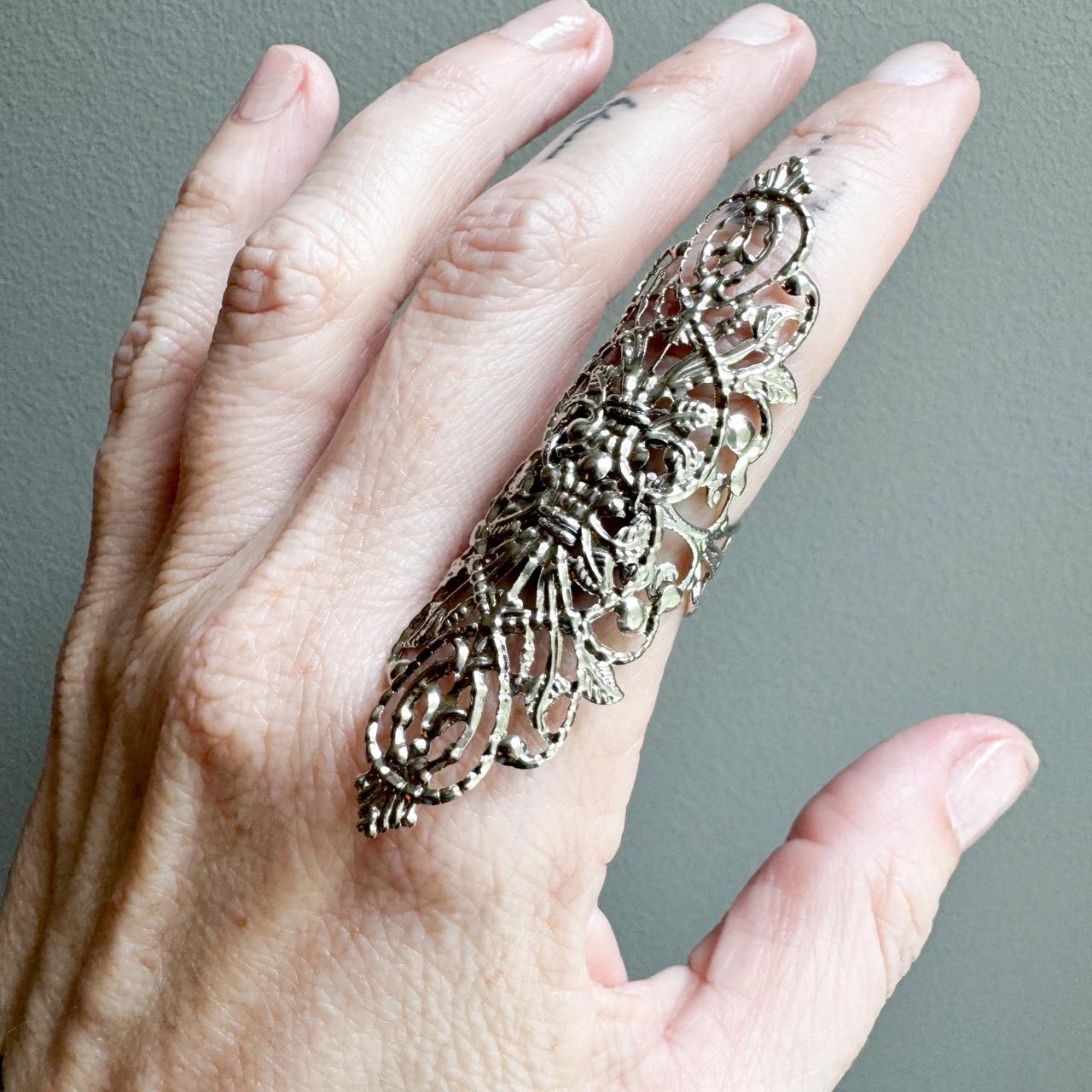 Silver metal filigree ring handmade in Italy.... - Depop