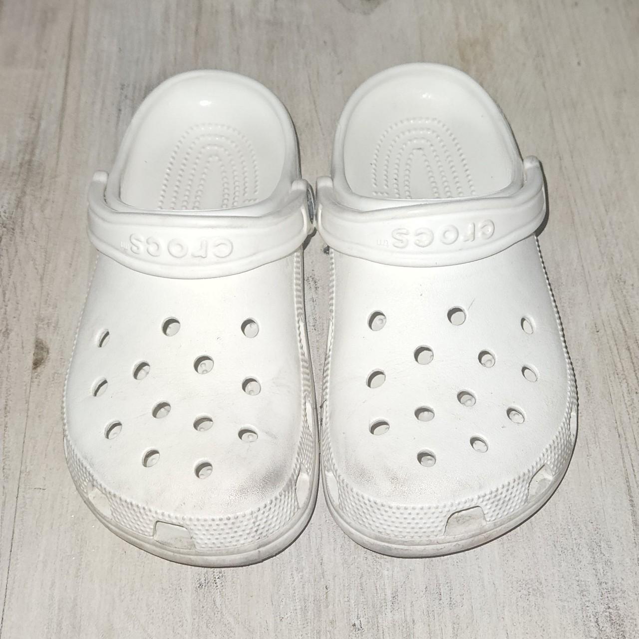 Womens size 8 crocs - Depop