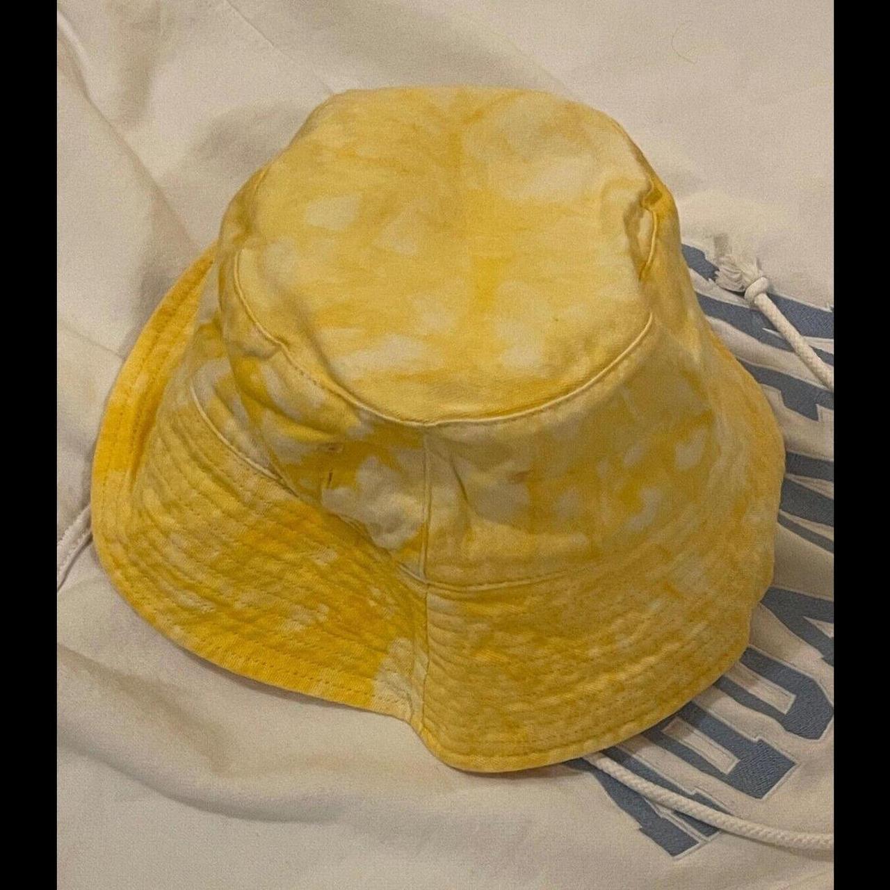Yellow and white bucket hat, Brand- Wild Fable,... - Depop