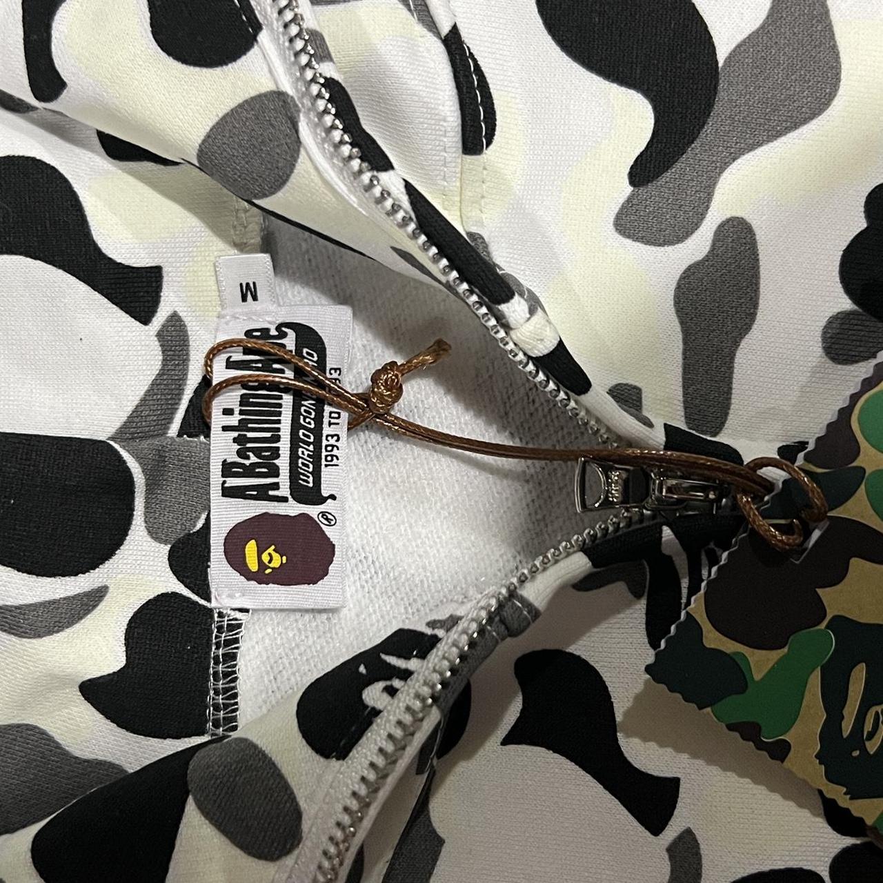 WHITE BAPE HOODIE (AUTHENTIC) PRICE IS... - Depop