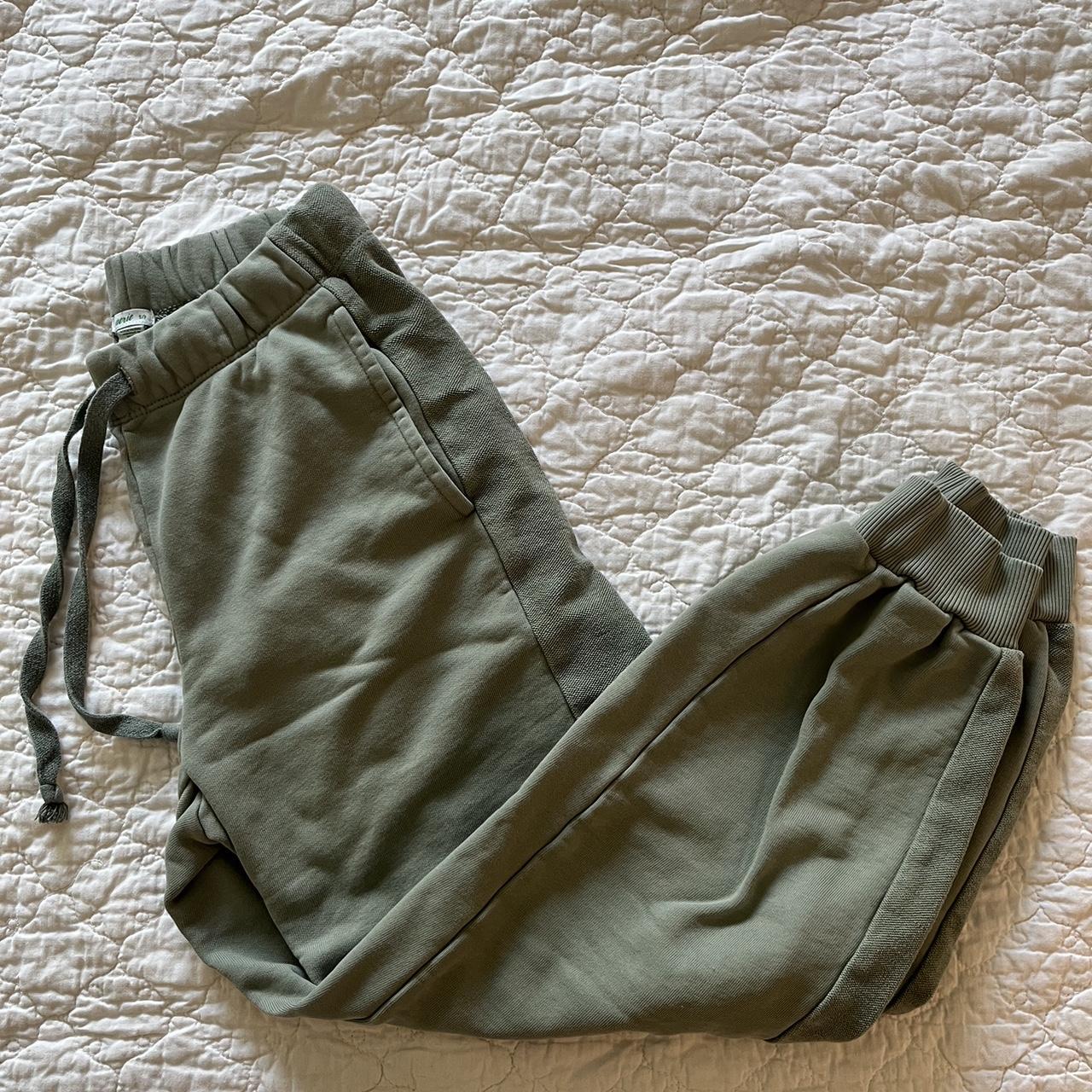 Aerie Green Sweatpants Women’s Size Small Message... - Depop