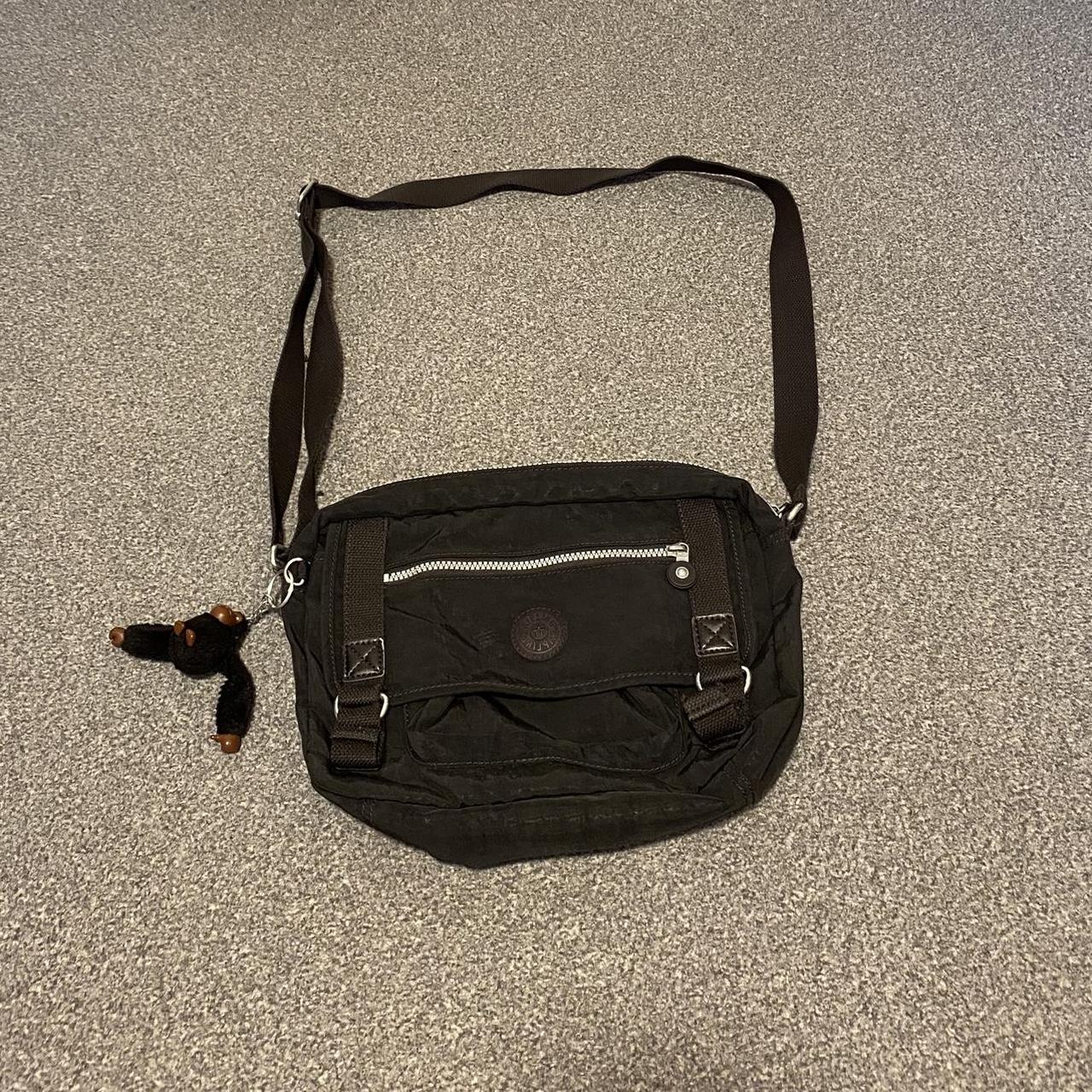 Kipling women’s purse/handbag 👜 ️ Zippers work... - Depop