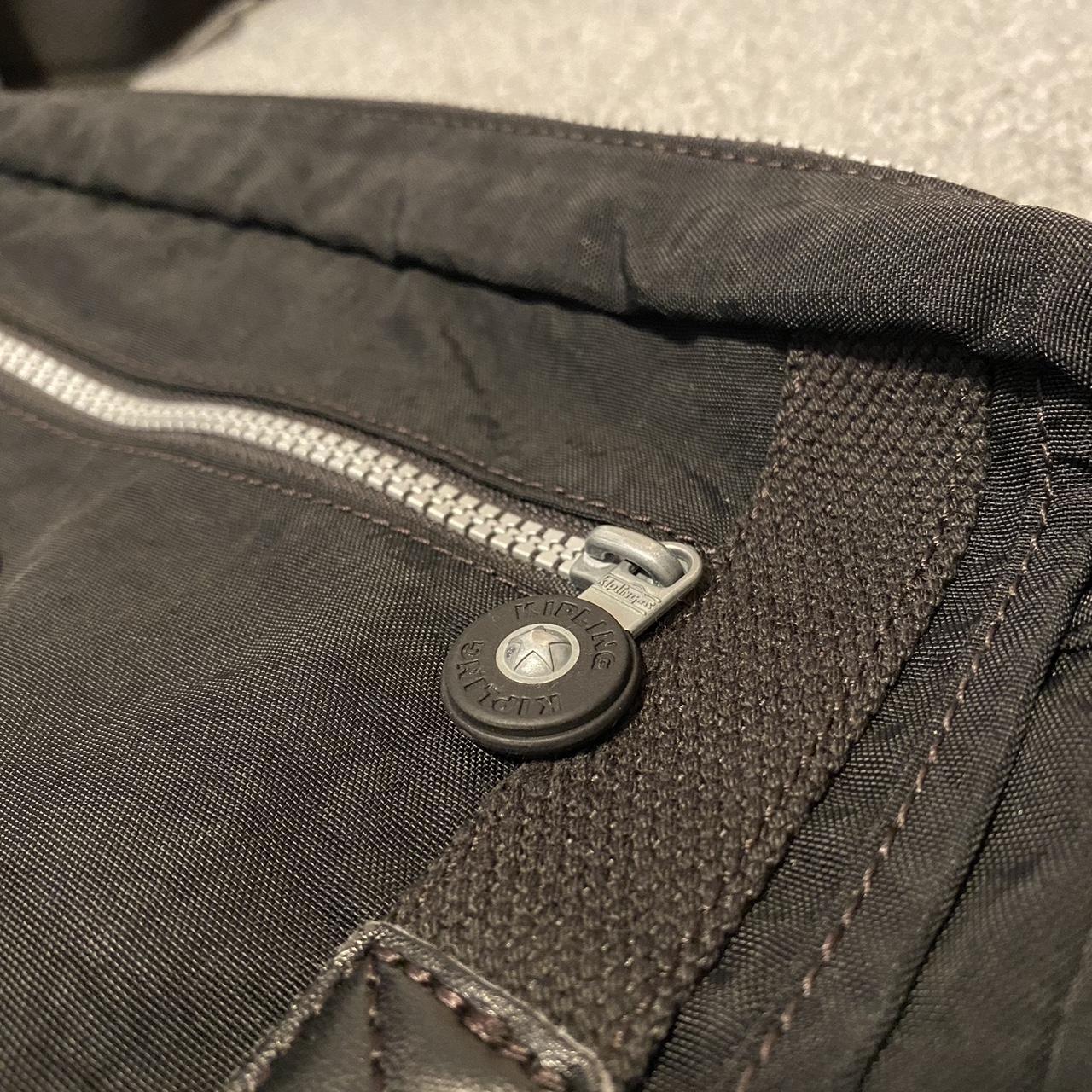 Kipling women’s purse/handbag 👜 ️ Zippers work... - Depop