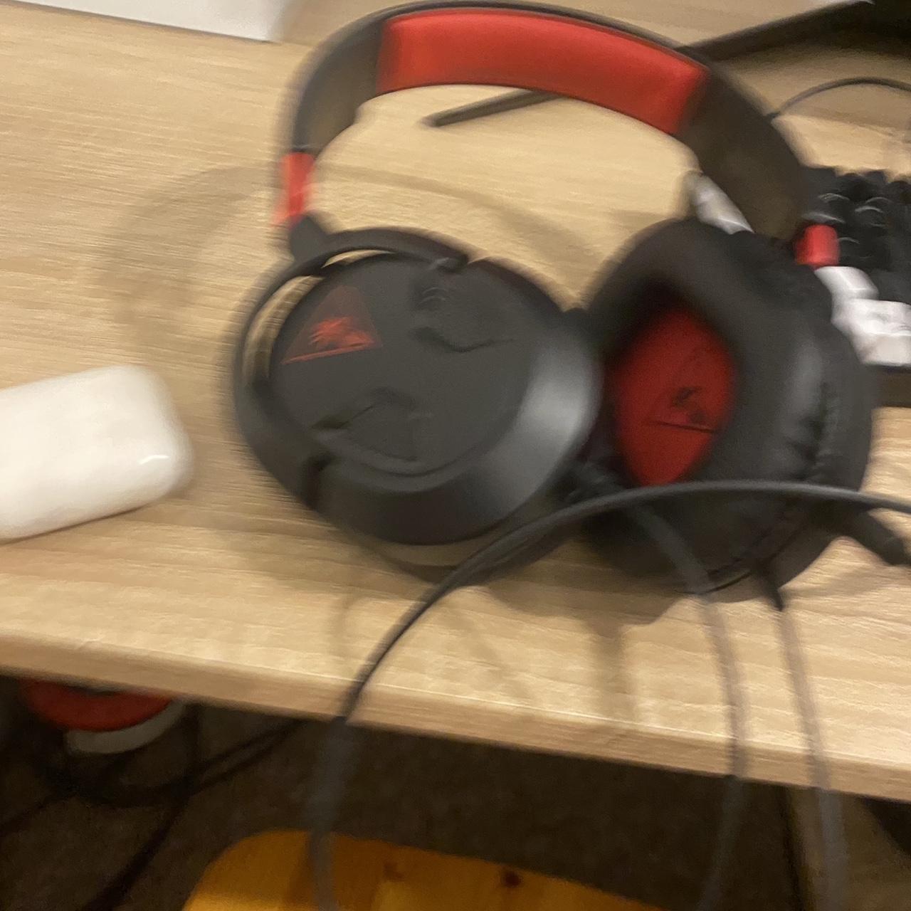 Turtle beach headphones red - Depop