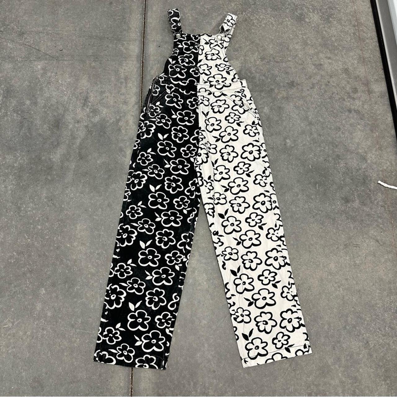 F21 floral two tone denim overalls S Good condition... - Depop