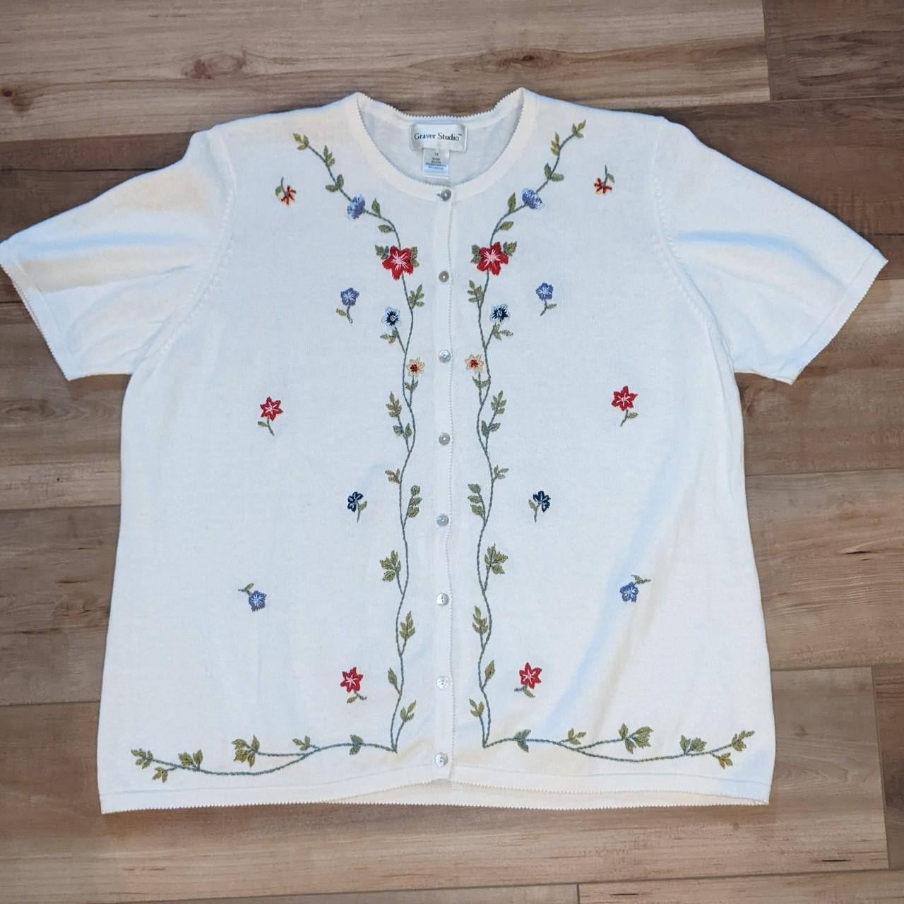 Sweet short-sleeved cardigan by Graver Studio. White... - Depop