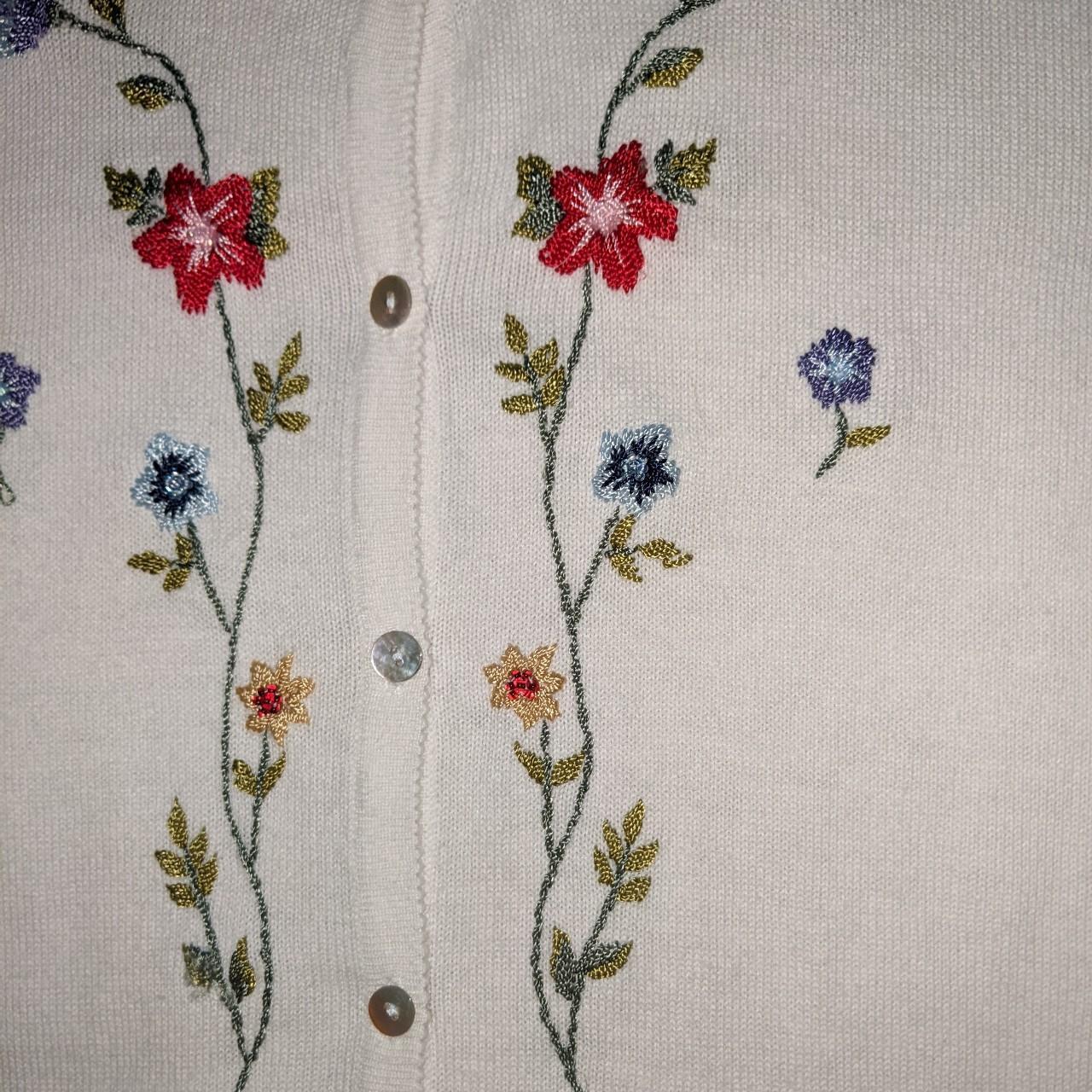 Sweet short-sleeved cardigan by Graver Studio. White... - Depop