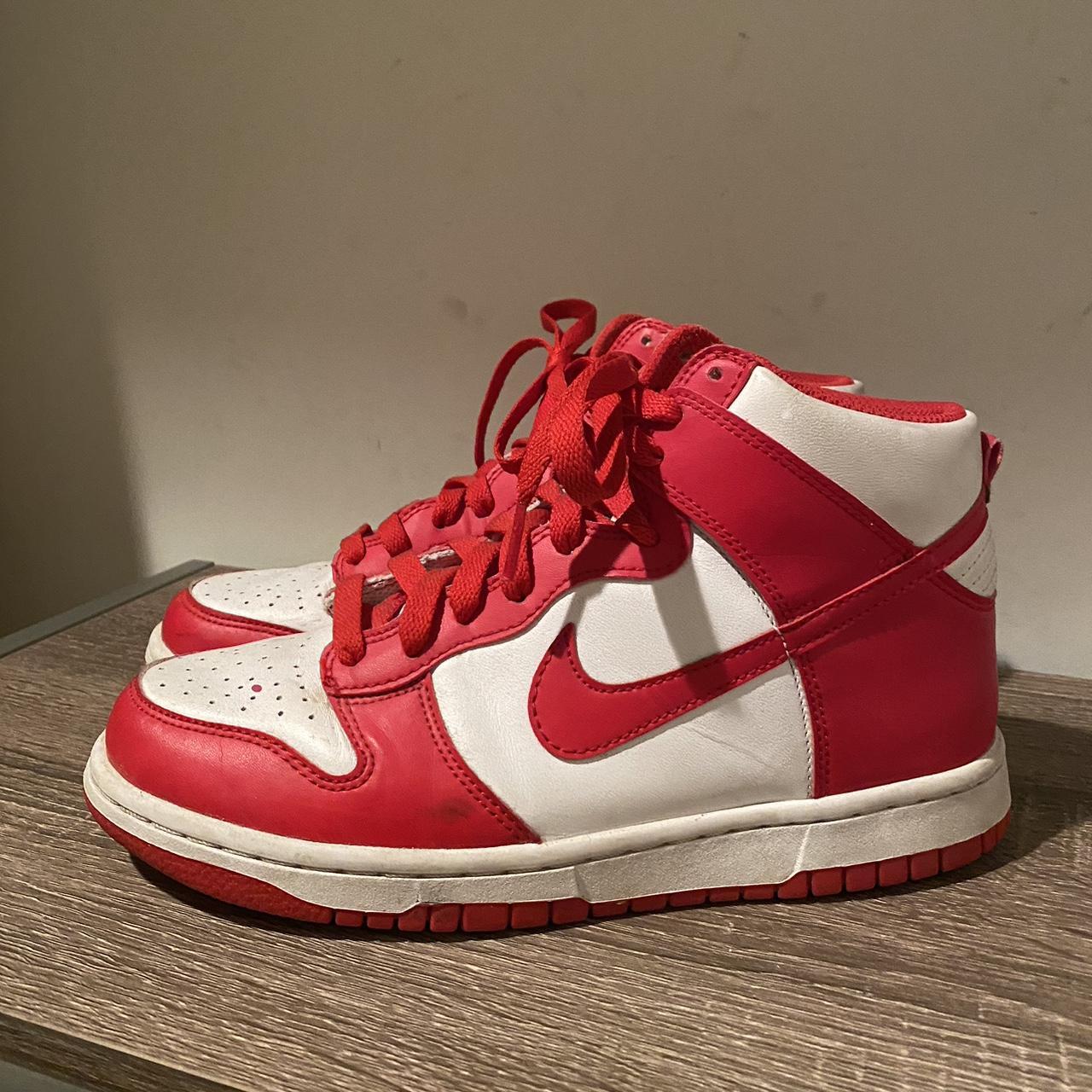 red nike dunks! - lightly worn - cool colors! 💋💋💋 - Depop