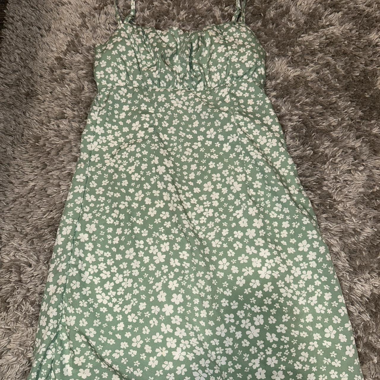 princess polly green flower dress. worn a few times!... - Depop