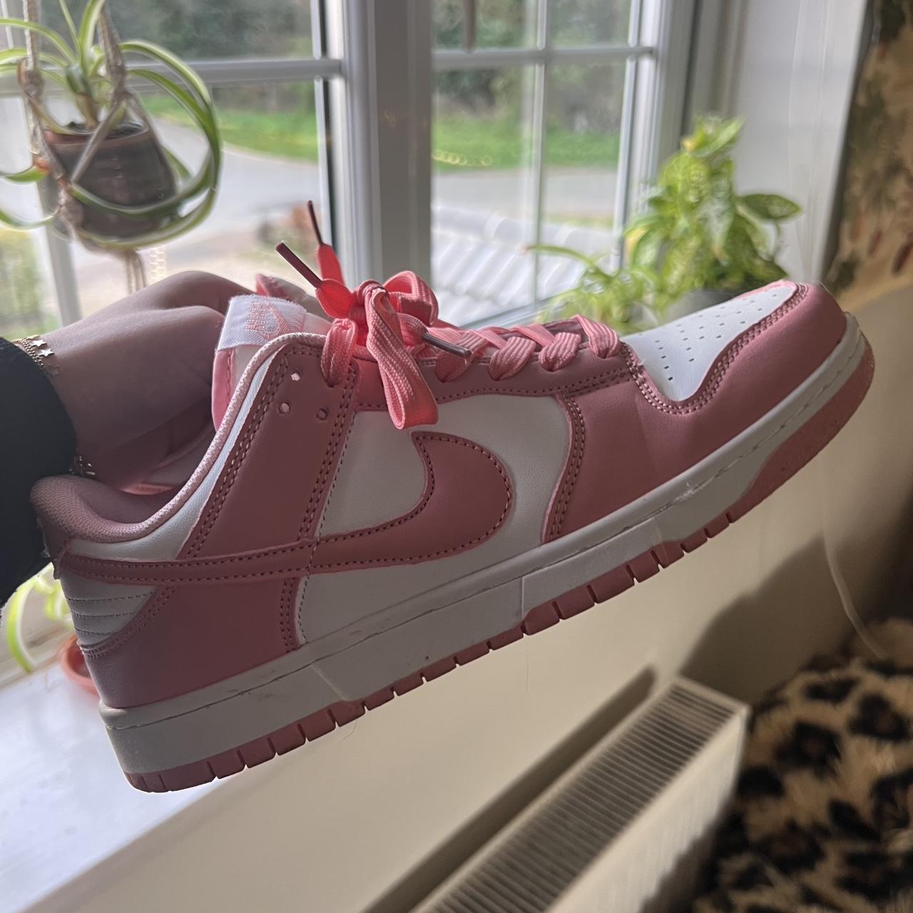 Dunk DUPES, hence price UK 6.5 - Depop