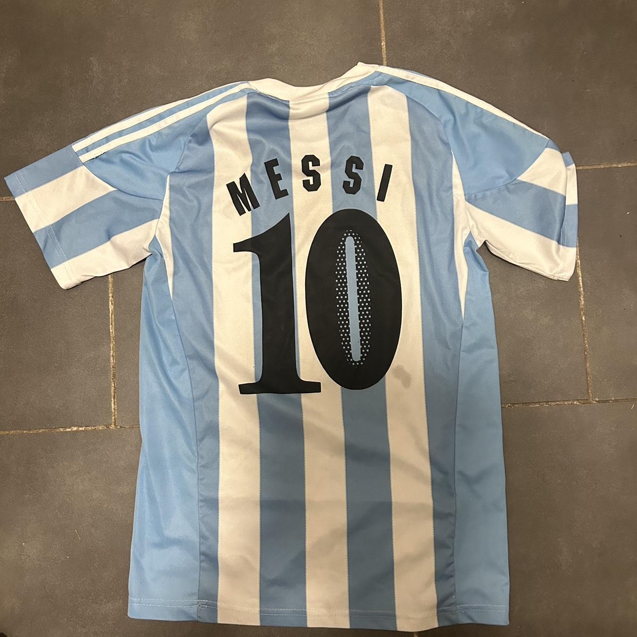 Lionel Messi soccer jersey still in great shape and... - Depop