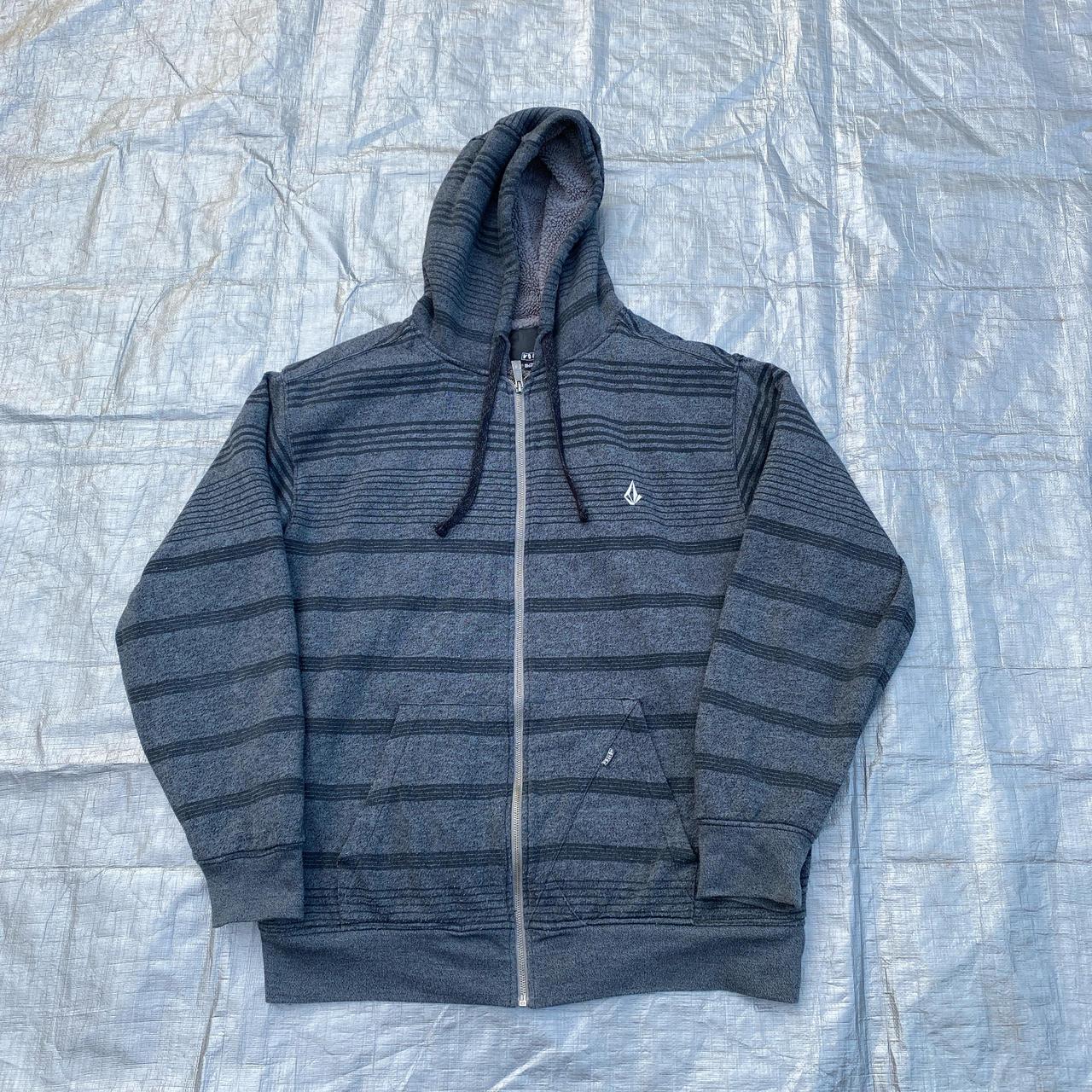 Really nice basically brand new Volcom zip up... | Depop