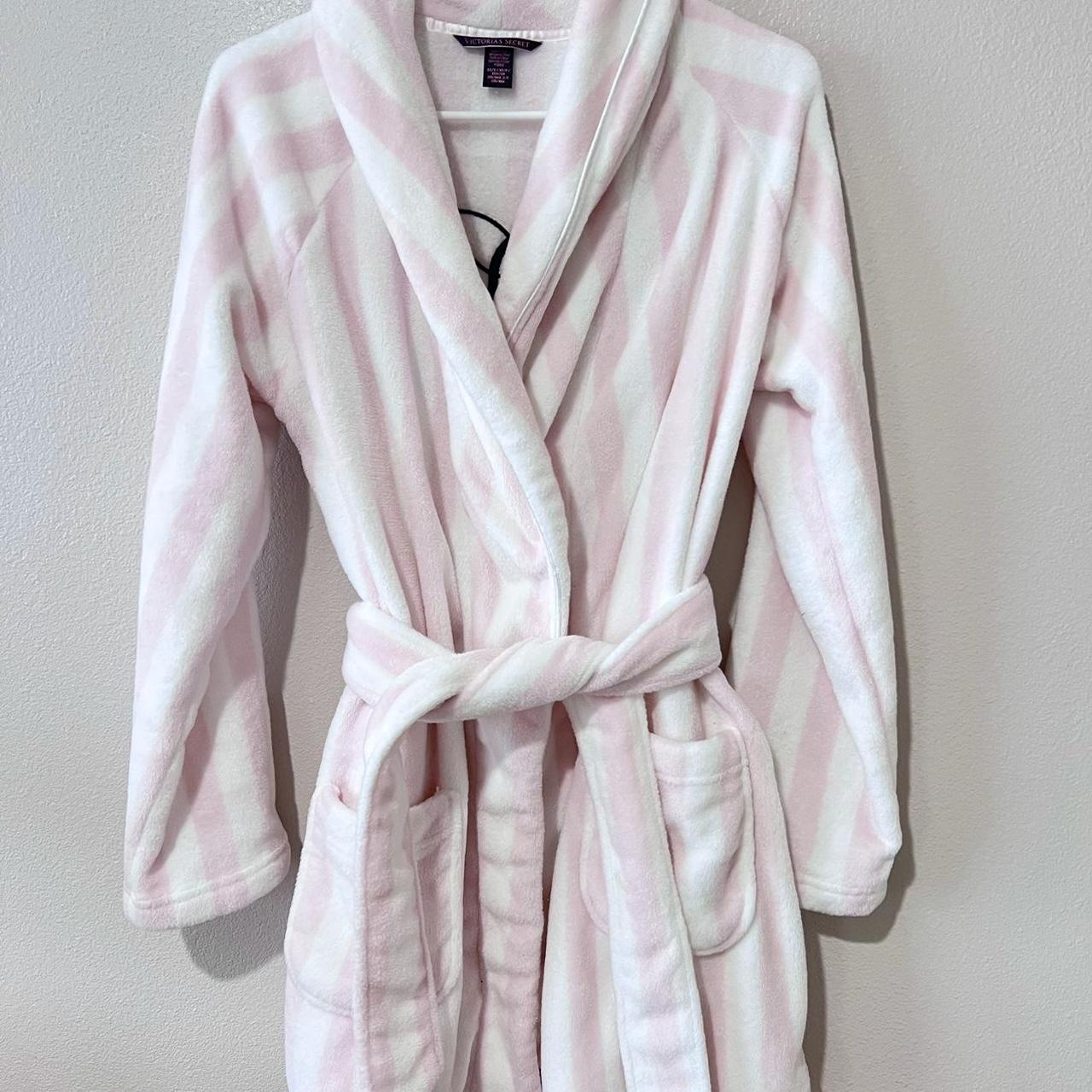 Victorias Secret Robe - Never used - Depop