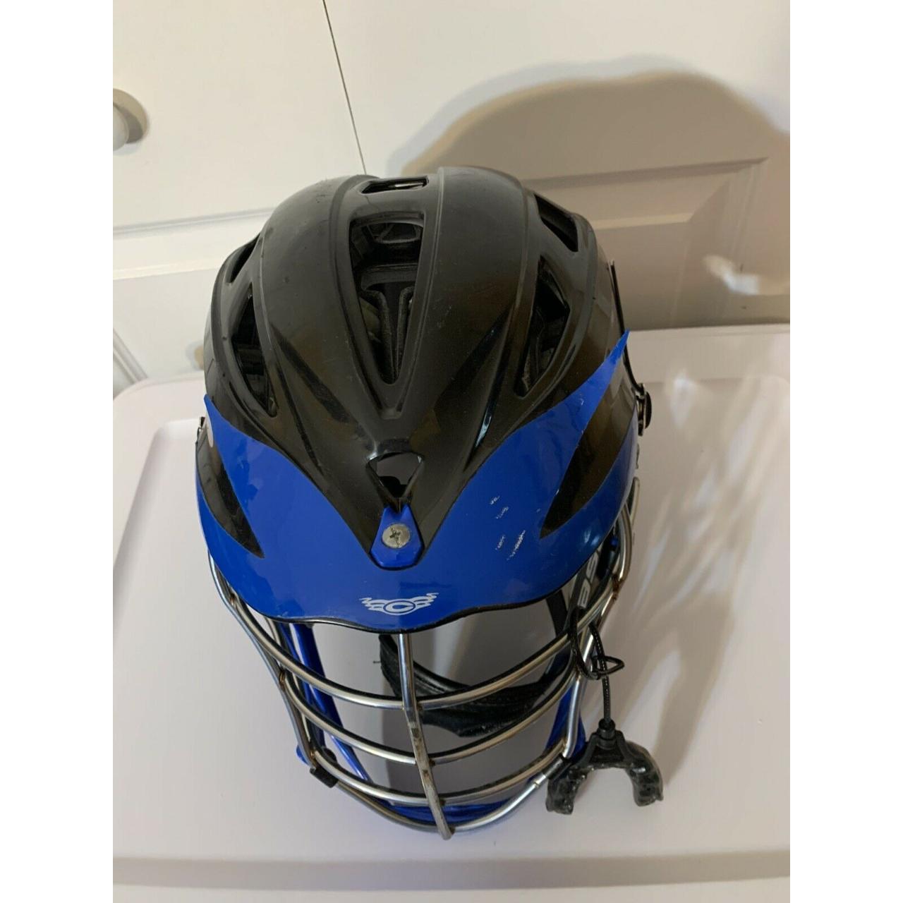 Cascade Pro 7 Lacrosse Helmet. Condition is... - Depop