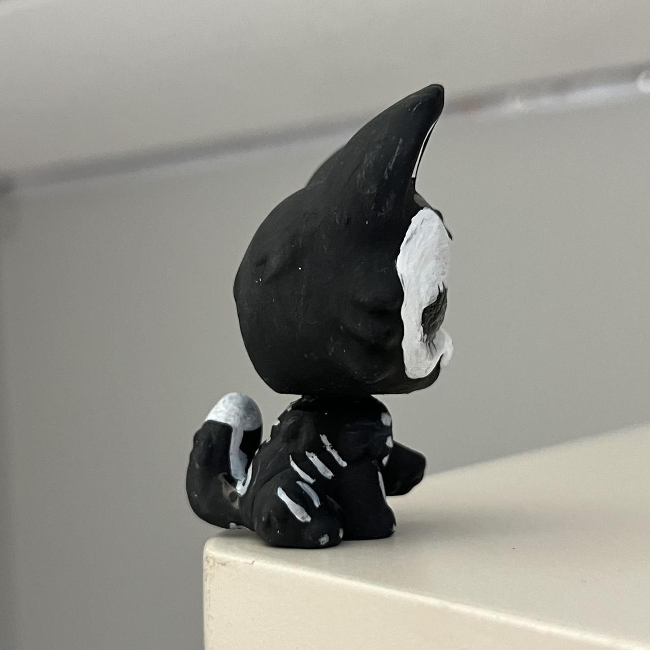 Littlest Pet Shop (LPS) Wolf Cat skeleton custom... | Depop