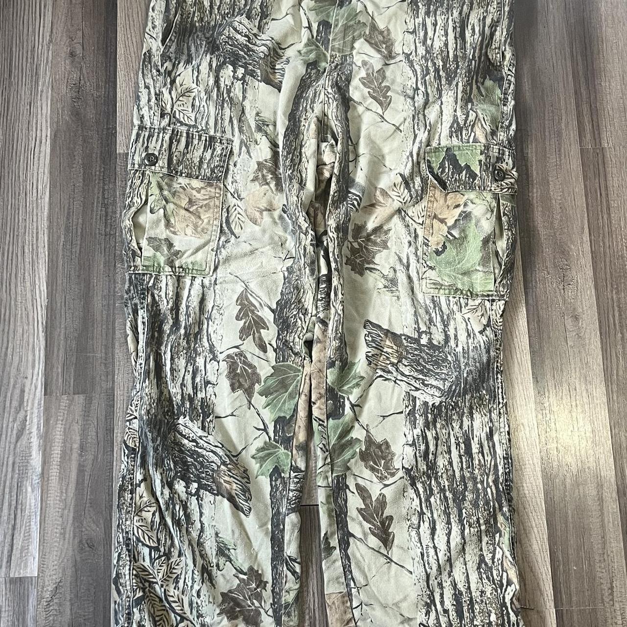 Classics realtree print camo cargos, super nice... - Depop