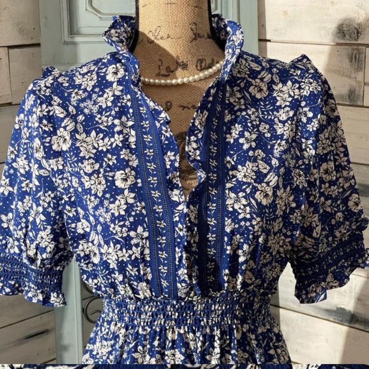 Beautiful Max Studio dress Size small, flawless - Depop