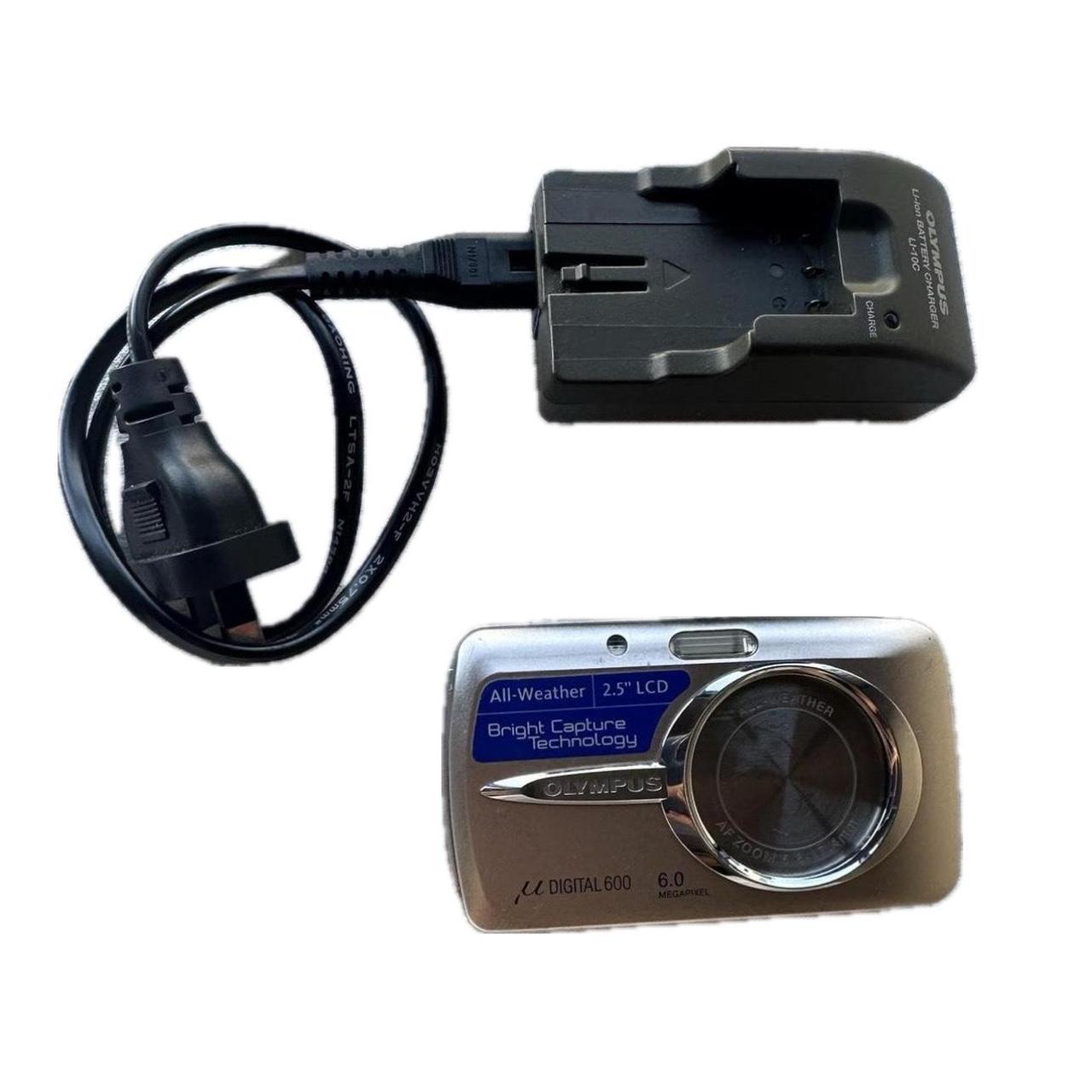 Olympus MJU 600 such a cute point and shoot but... - Depop