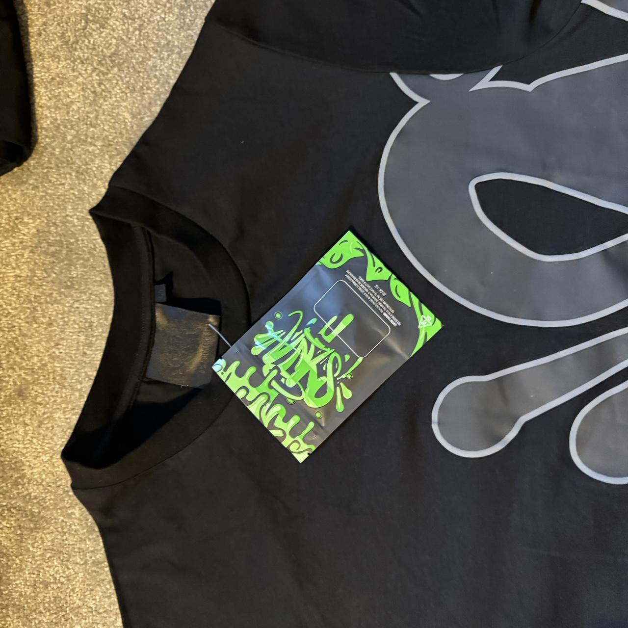 Syna set tried on Comes with dust bag and stickers... - Depop