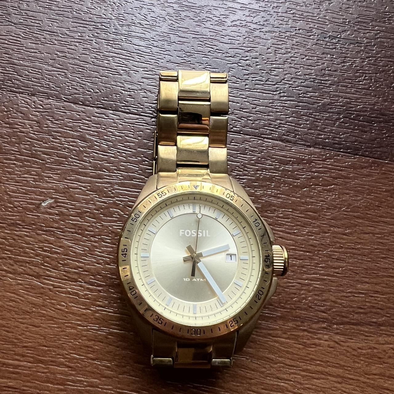 Men’s Gold Fossil Watch, great condition but needs a... - Depop