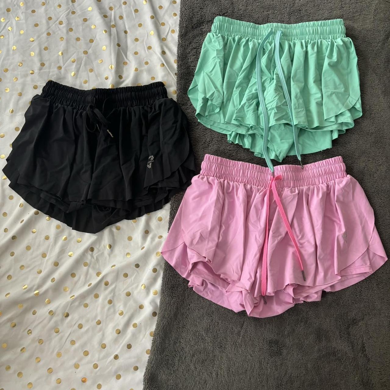 Super cute flowy shorts, has spandex shorts... - Depop